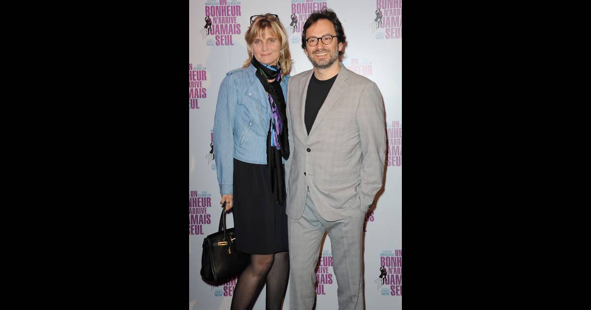 James Huth et sa femme à l'avant-première du film Un bonheur n'arrive ...