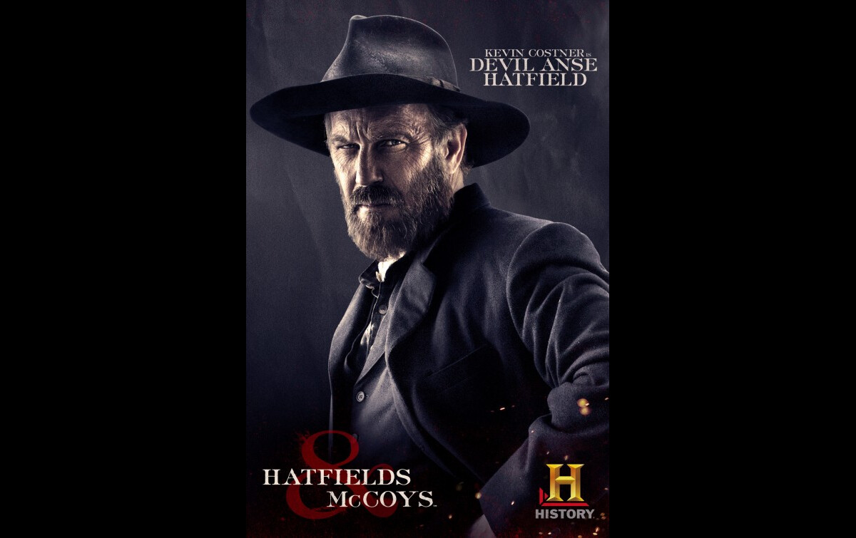 Photo : Kevin Costner dans Hatfields & McCoys. - Purepeople