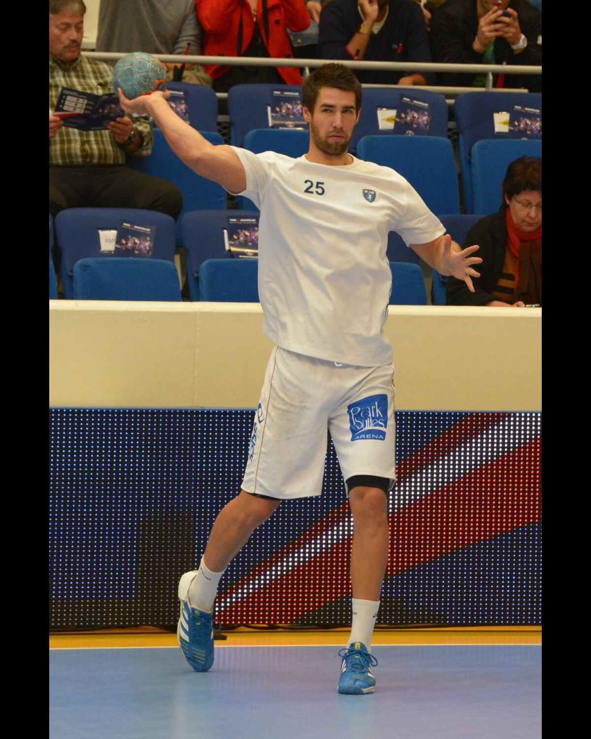 Photo : Luka Karabatic lors du match de handball entre le PSG et ...