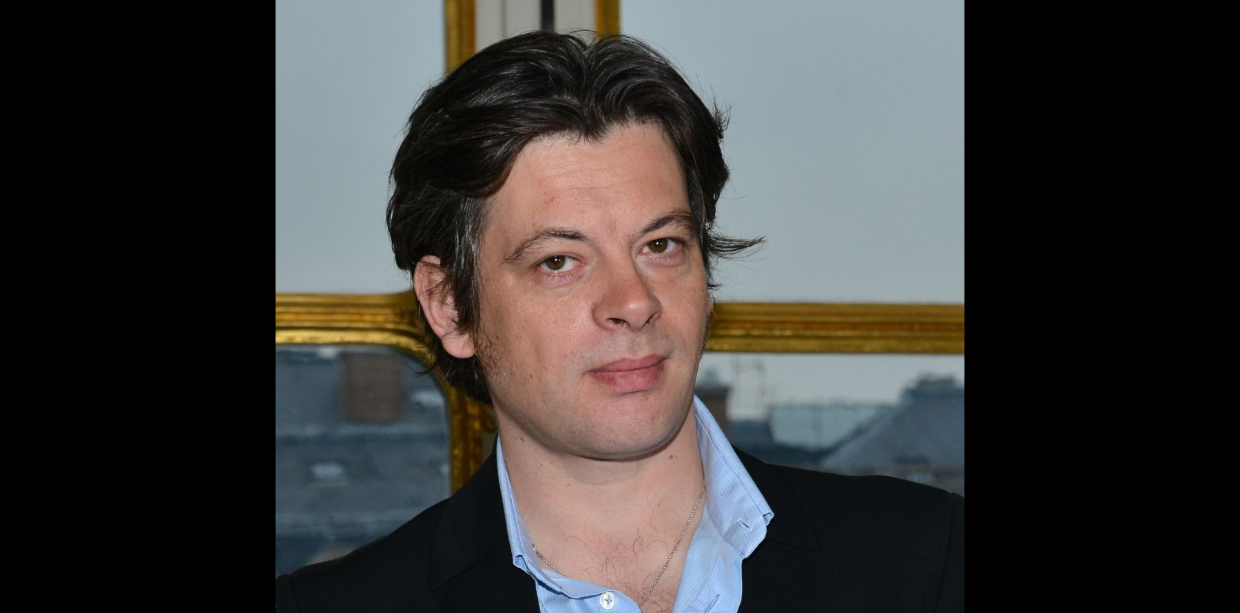 Benjamin Biolay en guerre contre un site de rencontres adultères ...