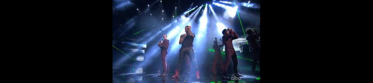 Vidéo : Usher - Numb / Climax / Can't Stop Won't Stop - à la cérémonie ...