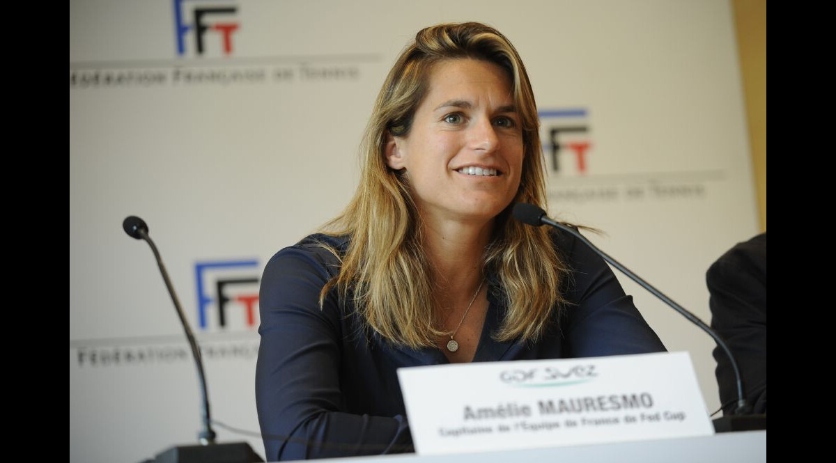 Photo : Amélie Mauresmo lors d'une conférence de presse à Roland-Garros ...
