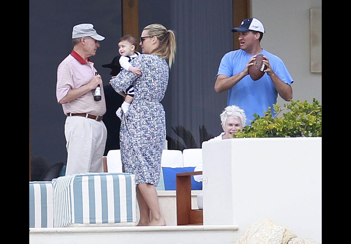 Photo : La ravissante Molly Sims, son mari Scott Stuber et leur fils ...