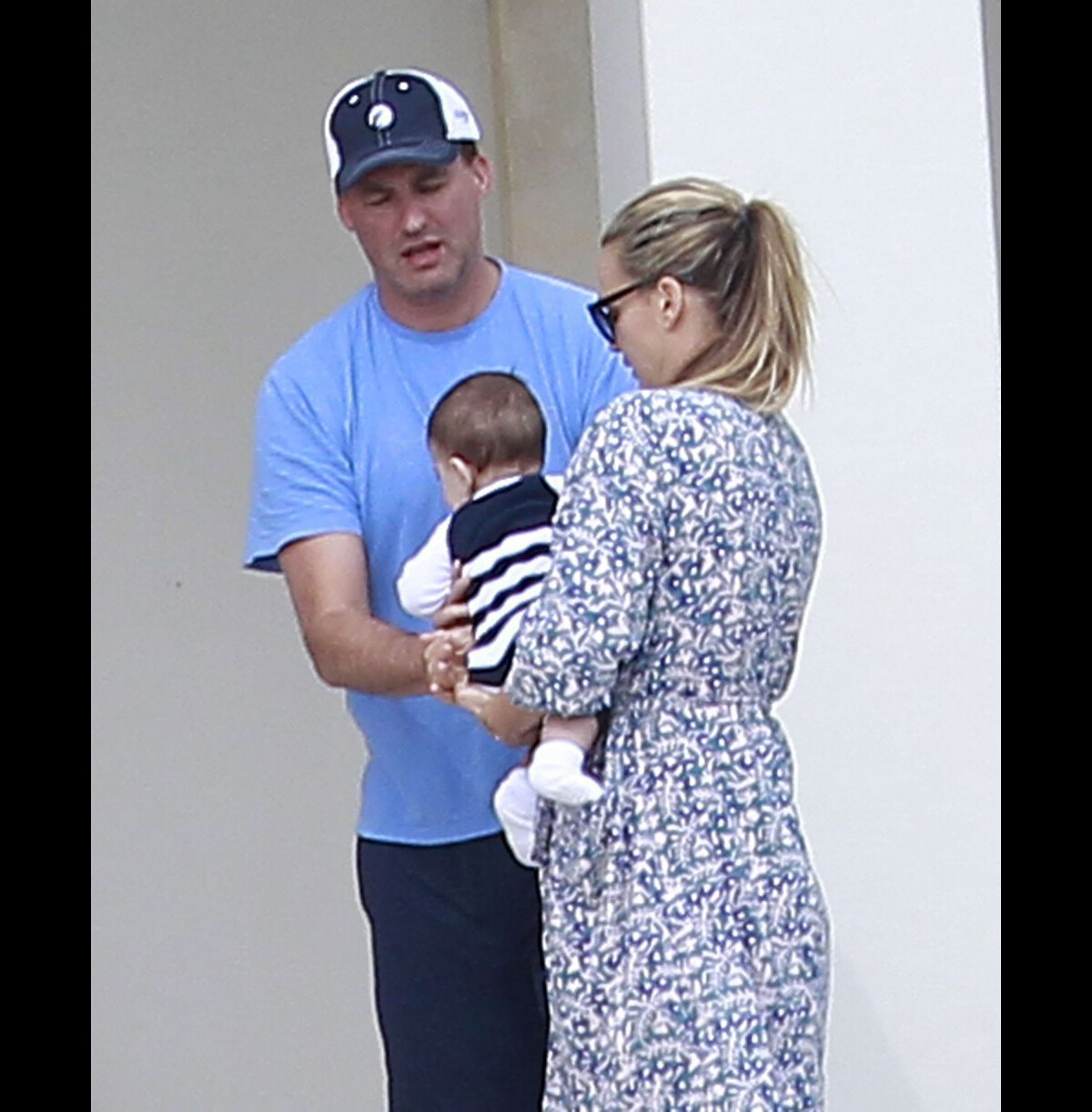Photo : La jeune maman Molly Sims, son mari Scott Stuber et leur fils ...