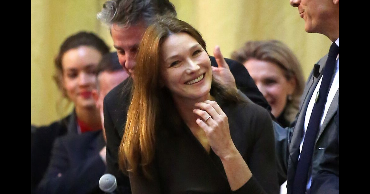 Carla Bruni-Sarkozy : Des nouvelles de 'Little French Songs', son 4e ...