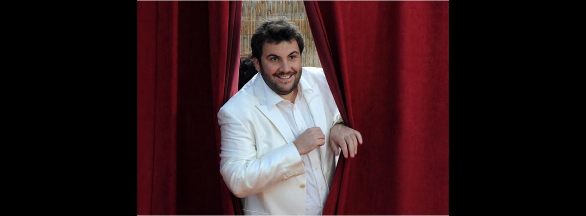 Photo : Laurent Ournac dans Camping Paradis - Ode (Purepeople)