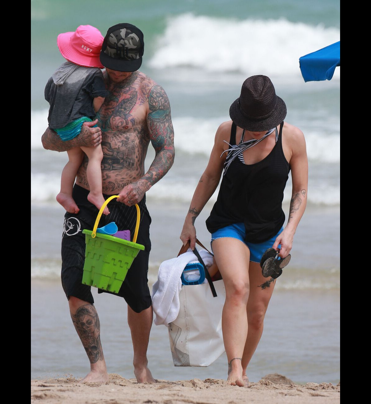Photo : Pink et son tatoué de mari Carey Hart ont passé la journée sur ...