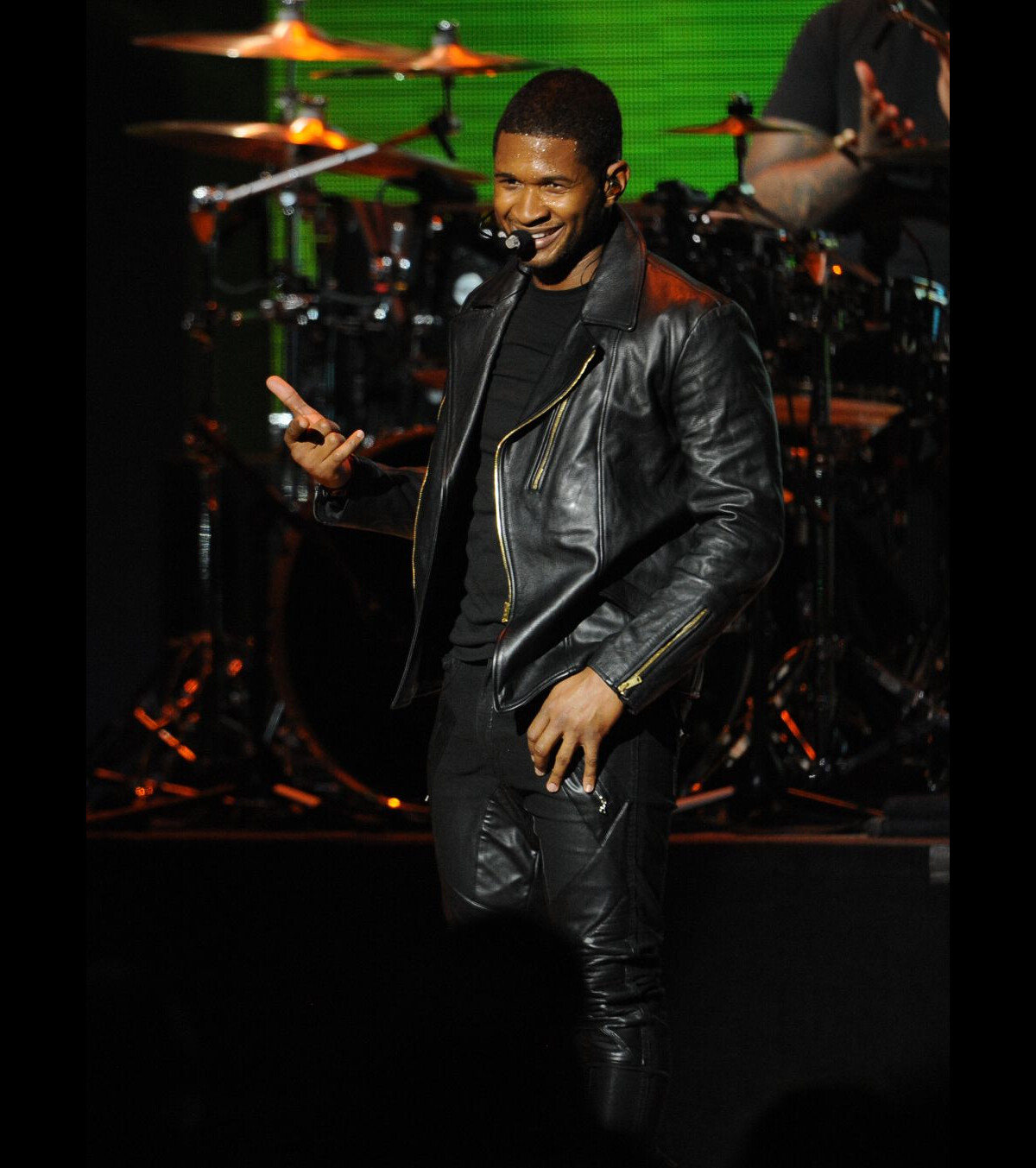 Photo : Usher en concert au Convention Center à Washington, le 19 ...