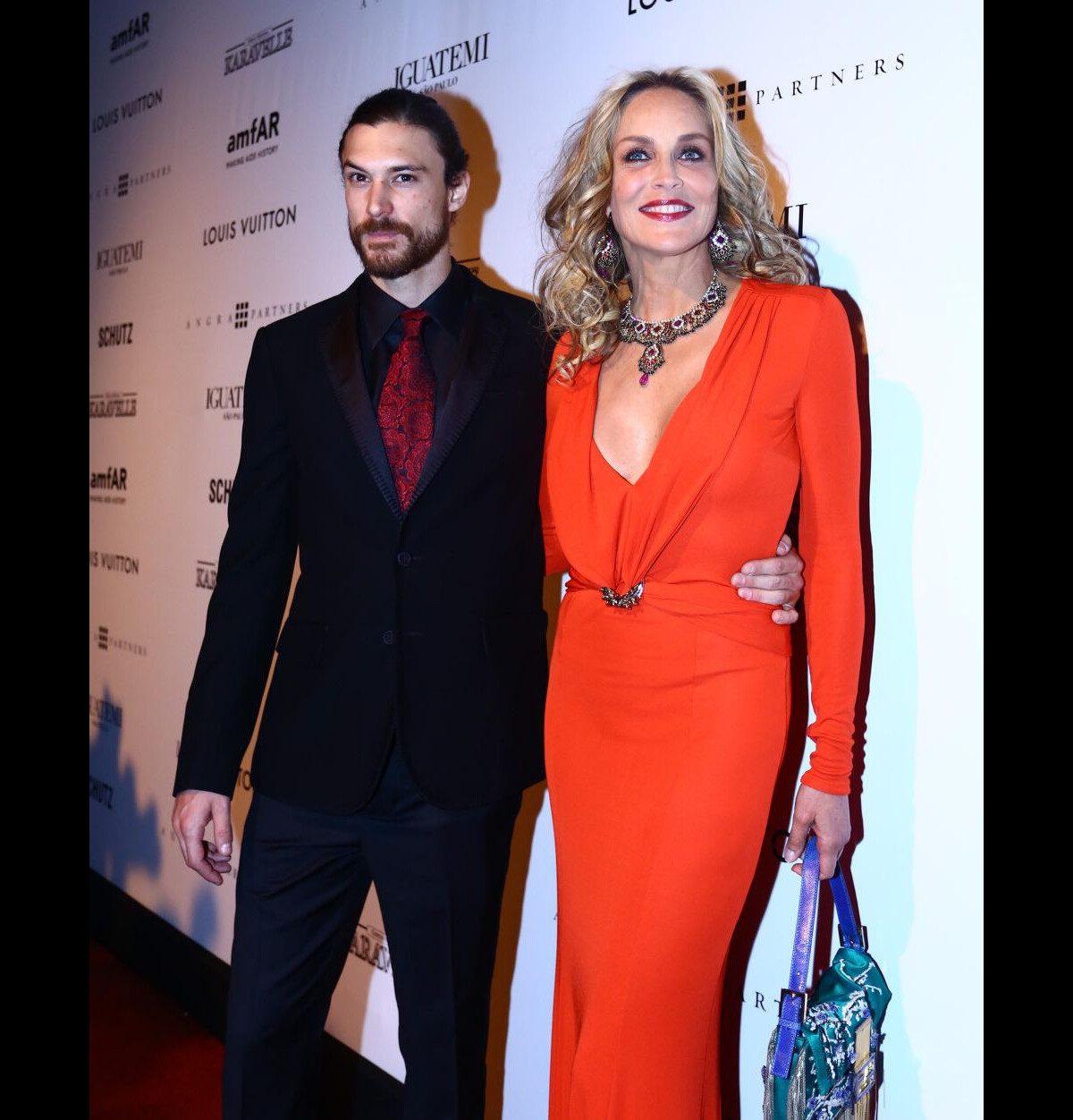 Photo : Sharon Stone et Martin Mica au Gala de l'amfAR à São Paulo au ...