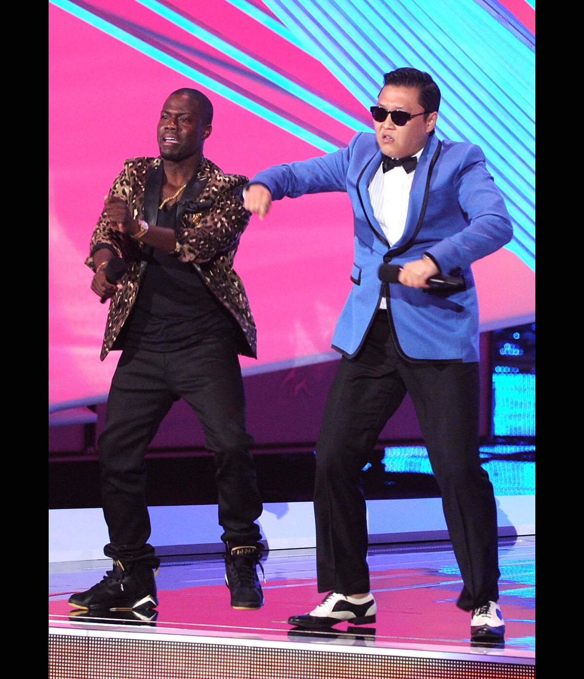 Photo : Kevin Hart et PSY aux MTV Video Music Awards à Los Angeles, le ...