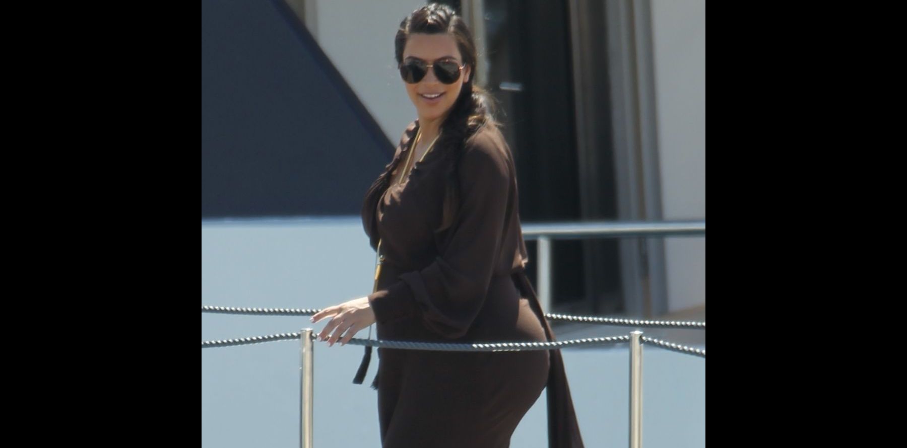 Kim Kardashian, enceinte : Yacht de luxe et jet-ski pour ses vacances ...