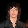 Julian Perretta nous entraîne avec lui dans un tourbillon coloré ...