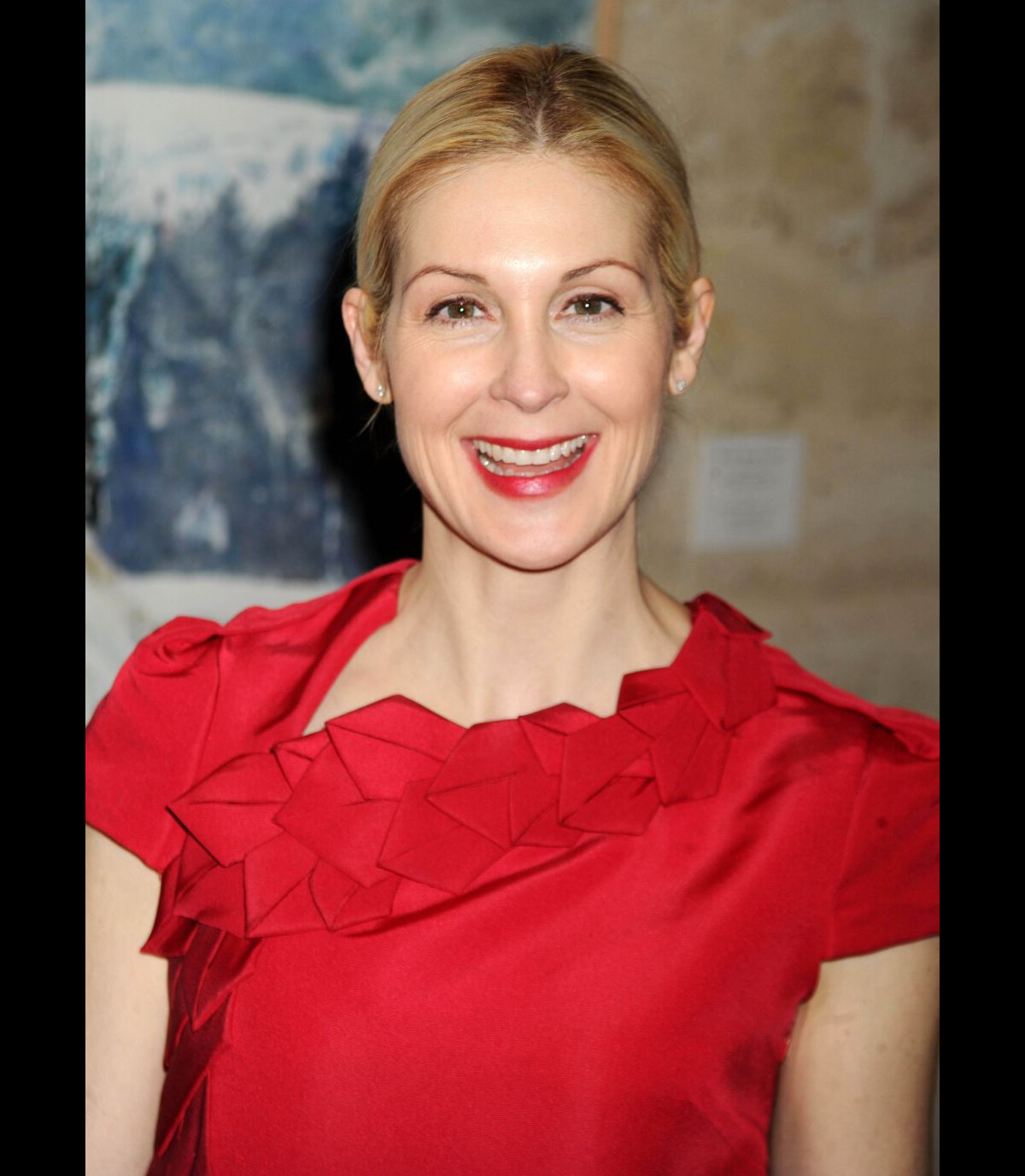 Photo : Kelly Rutherford assiste à la soiree "By Love Heals" à New York ...