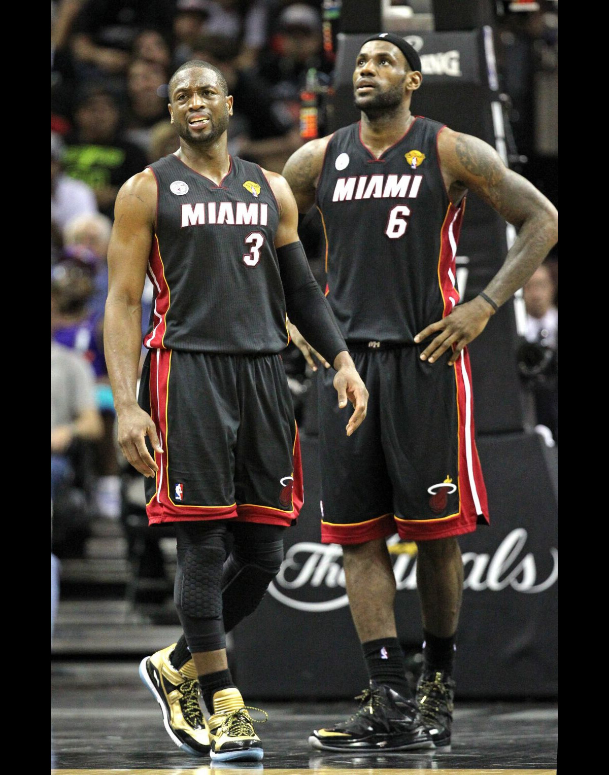 Photo : Dwyane Wade et LeBron James à San Antonio, le 16 juin 2013 ...