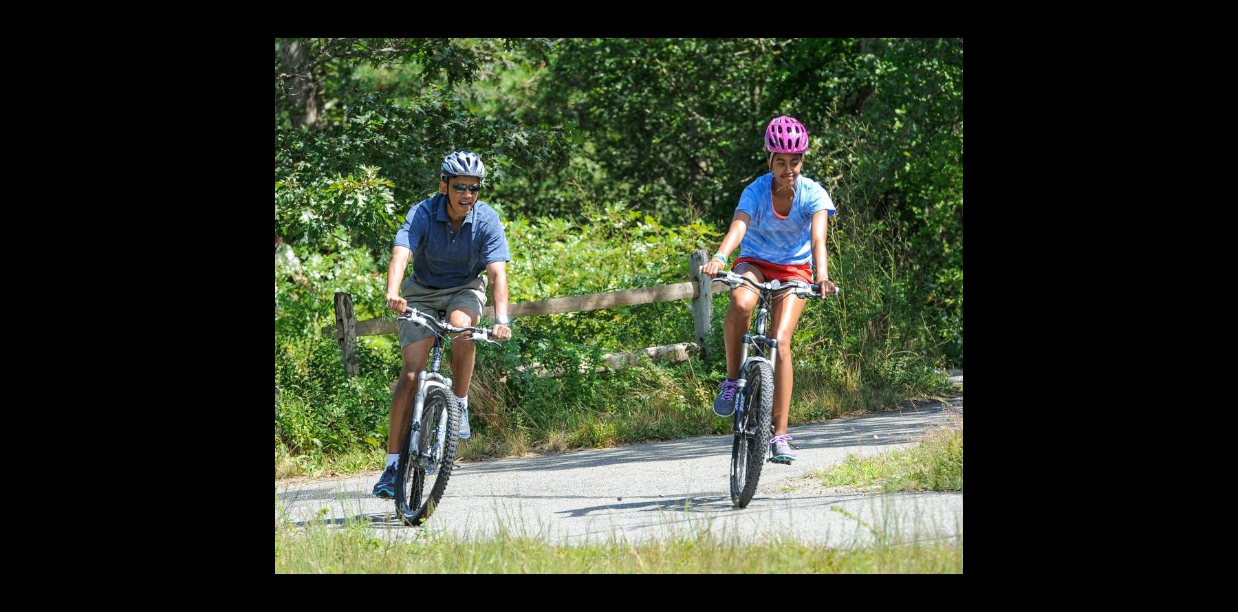 Barack Obama : Sportif radieux et décontracté avec sa fille Malia ...