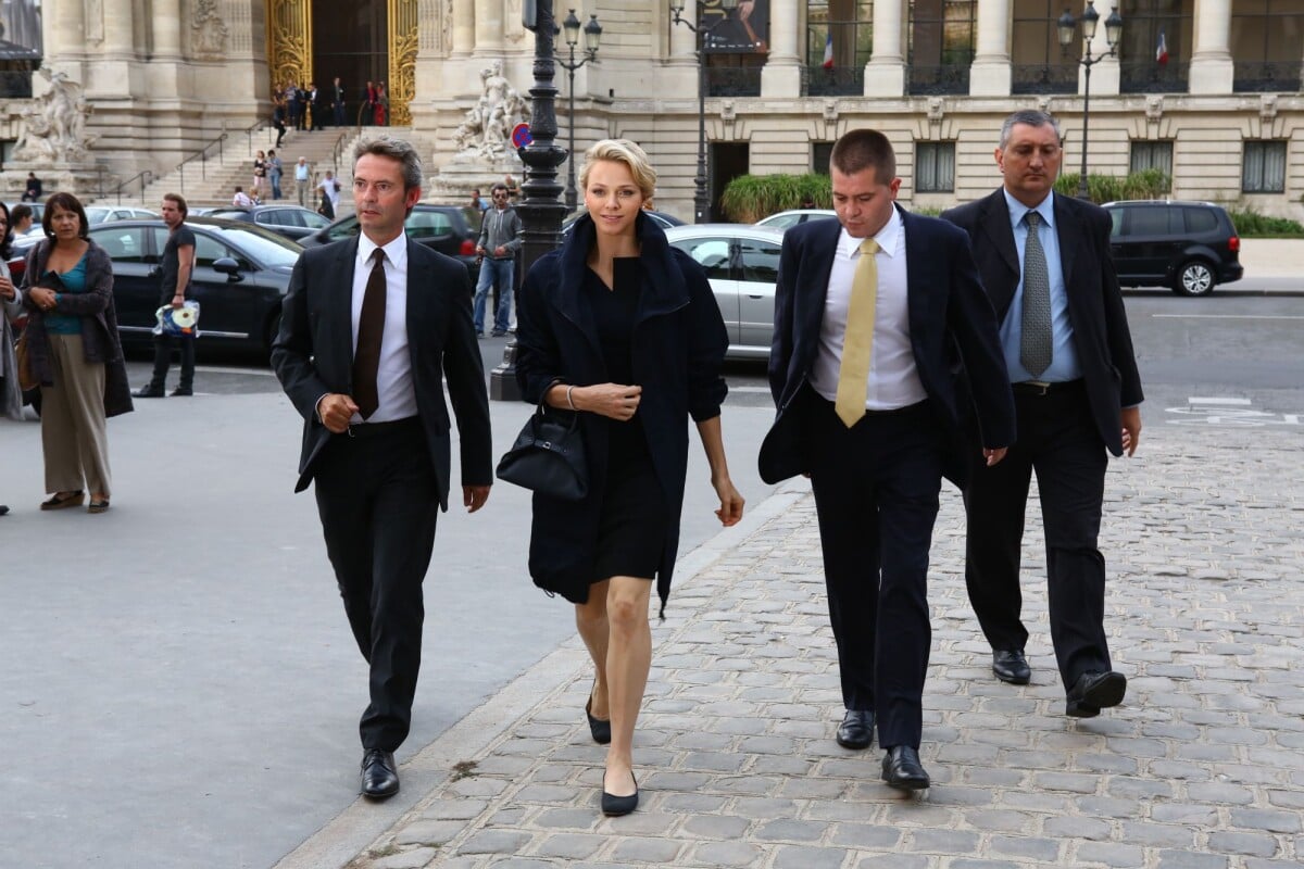 Photo : La princesse Charlene de Monaco, accompagnée de ses gardes du ...