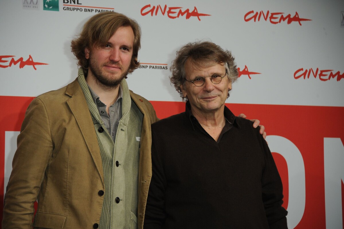 Photo : Daniel Pennac, Nicolas Bary au photocall du film Au bonheur des ...