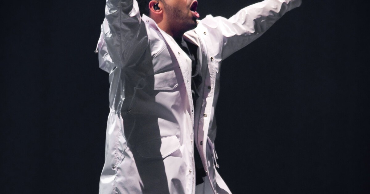 Drake : A la conquête de Paris, il enflamme Bercy et provoque une ...