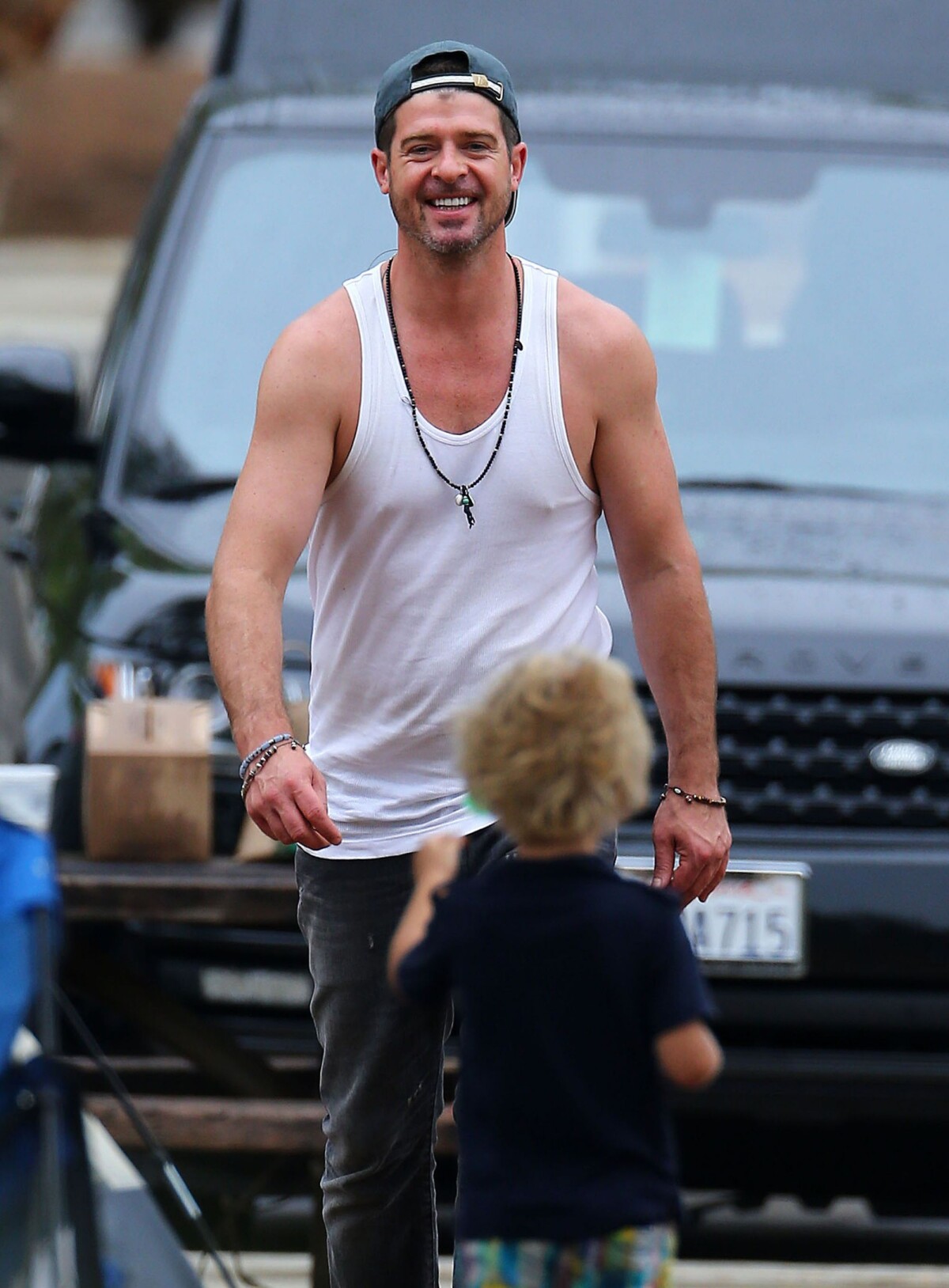 Photo : Exclusif - Robin Thicke en vacances au Lake Perris, le 2 août ...