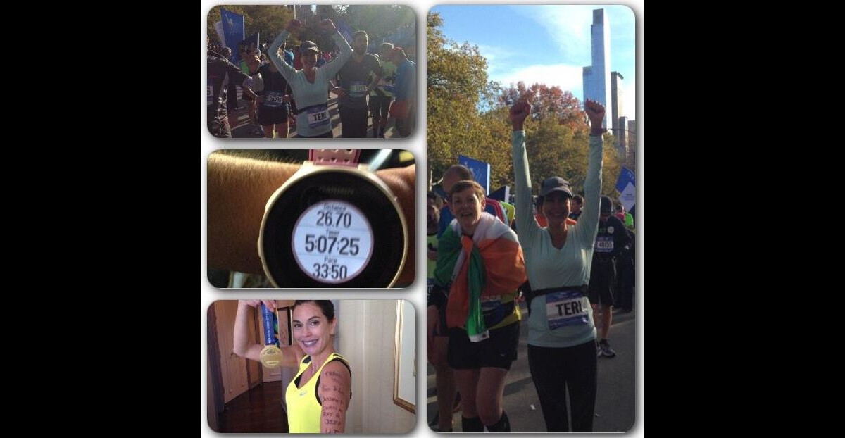 Photo : Teri Hatcher, fière d'avoir terminé le marathon de New York, le ...