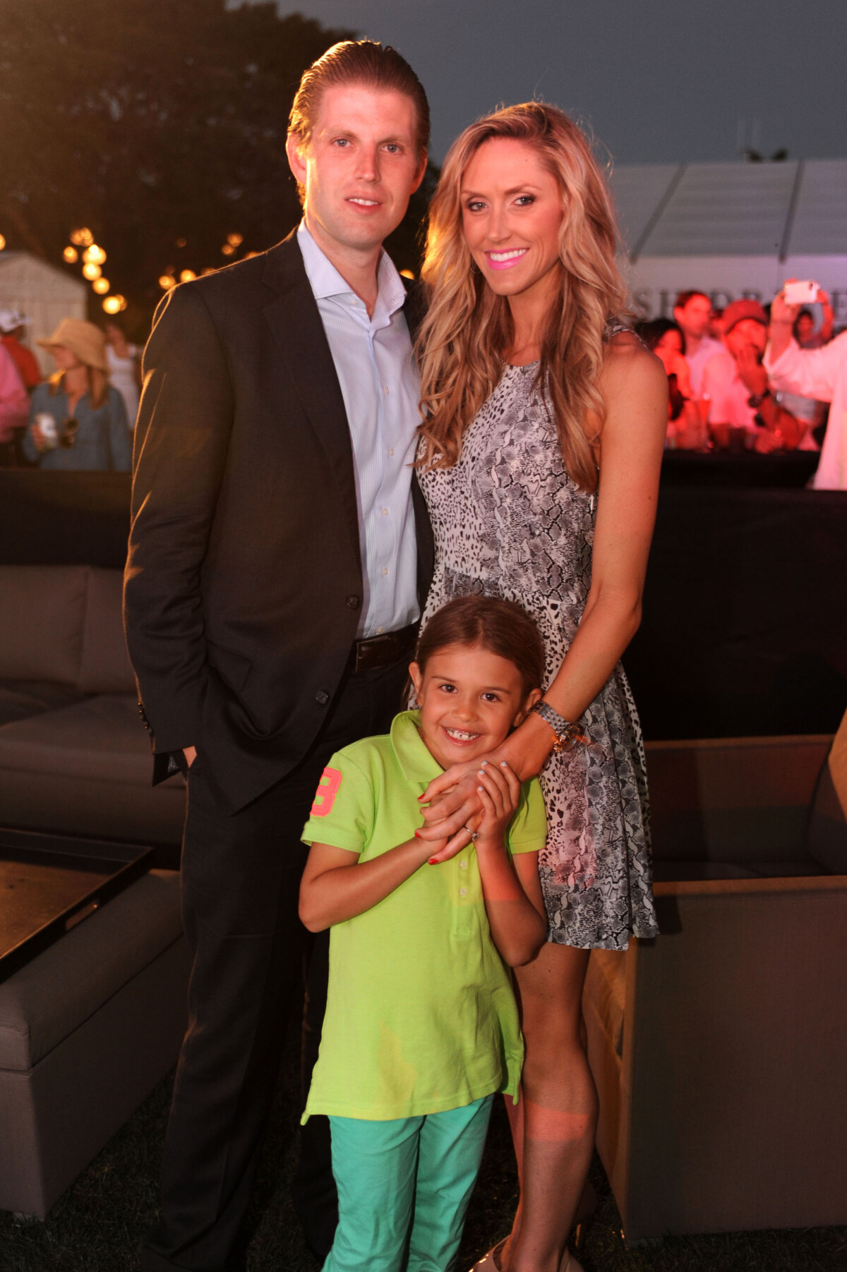 Photo : Eric Trump, sa nièce Kai et Lara Yunaska à Doral en florice, le ...