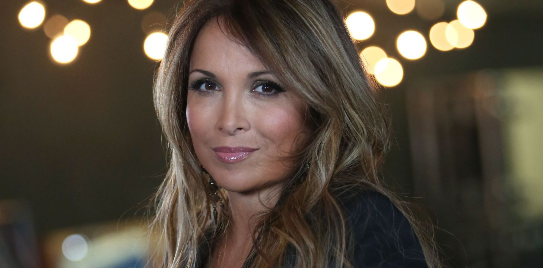Hélène Ségara, exilée à L.A. : ''Je ne supportais plus l'idée qu'on me ...