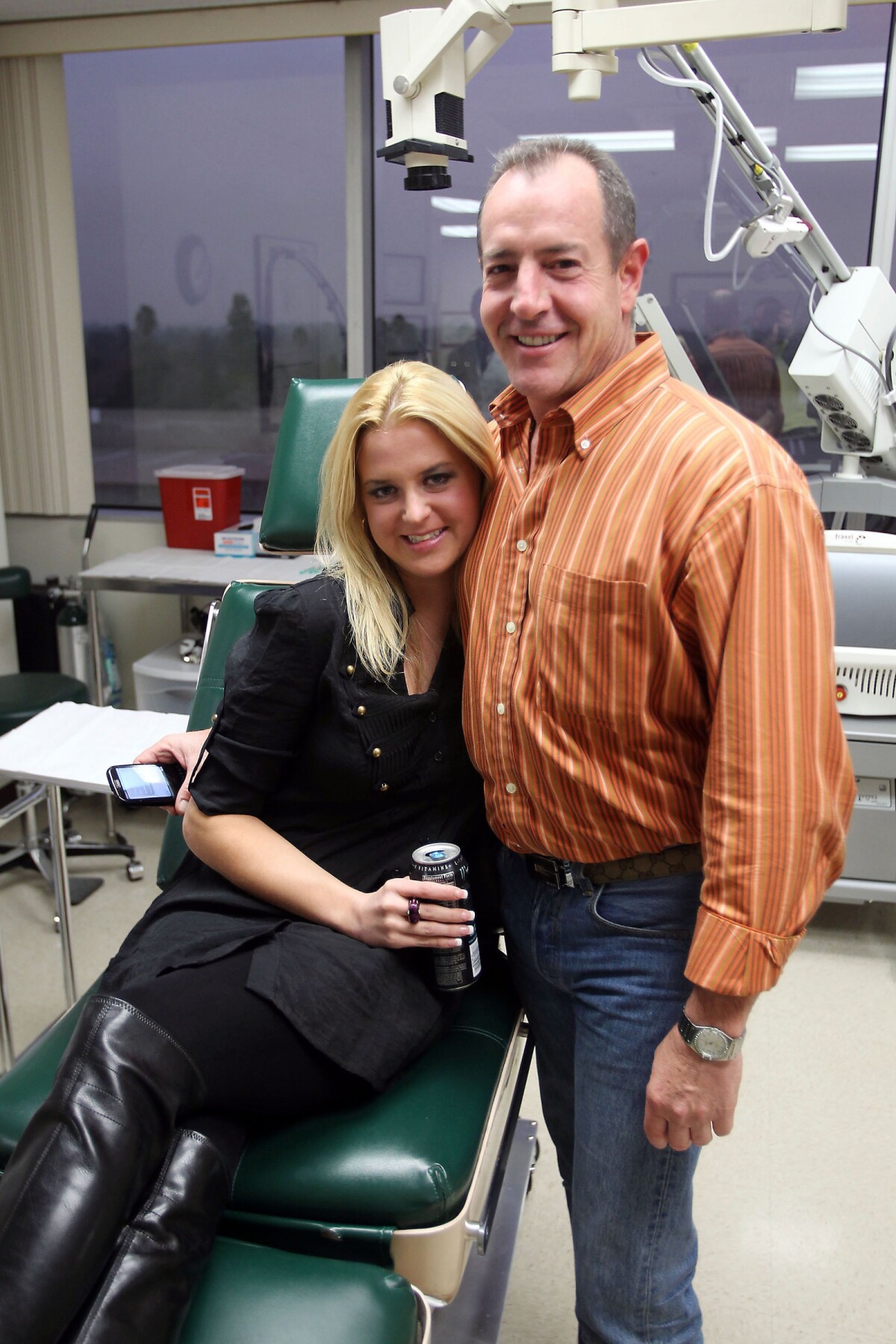 Photo : Michael Lohan et Kate Major, le 15 décembre 2010 à Los Angeles ...