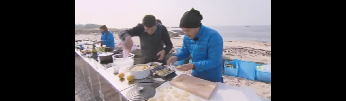 Photo : L'équipe bleue, dans l'épisode 2 de Masterchef 2015, le jeudi 2 juillet 2015 sur TF1 ...