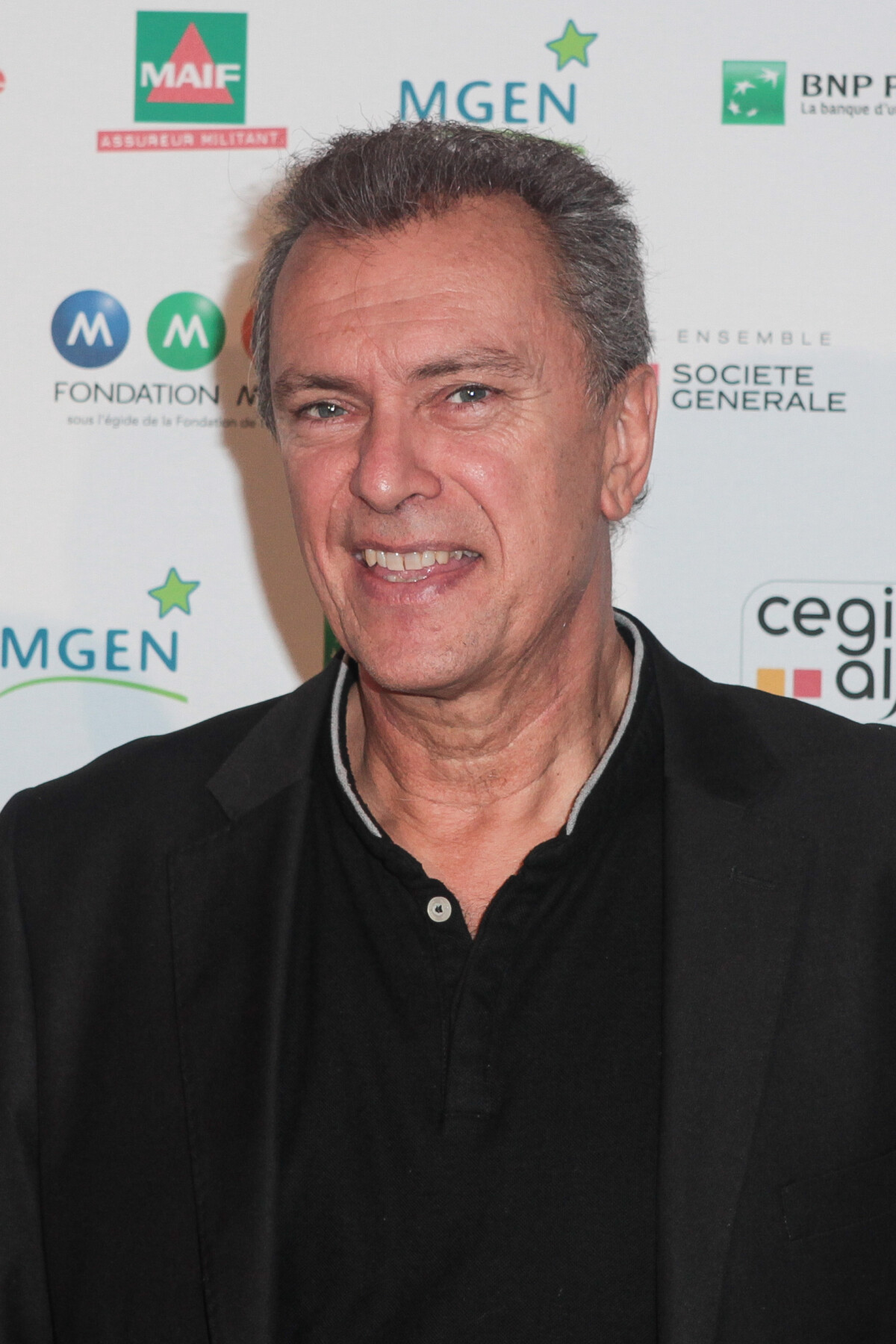 Photo : Richard Sanderson lors des Trophées APAJH 2014 - Purepeople