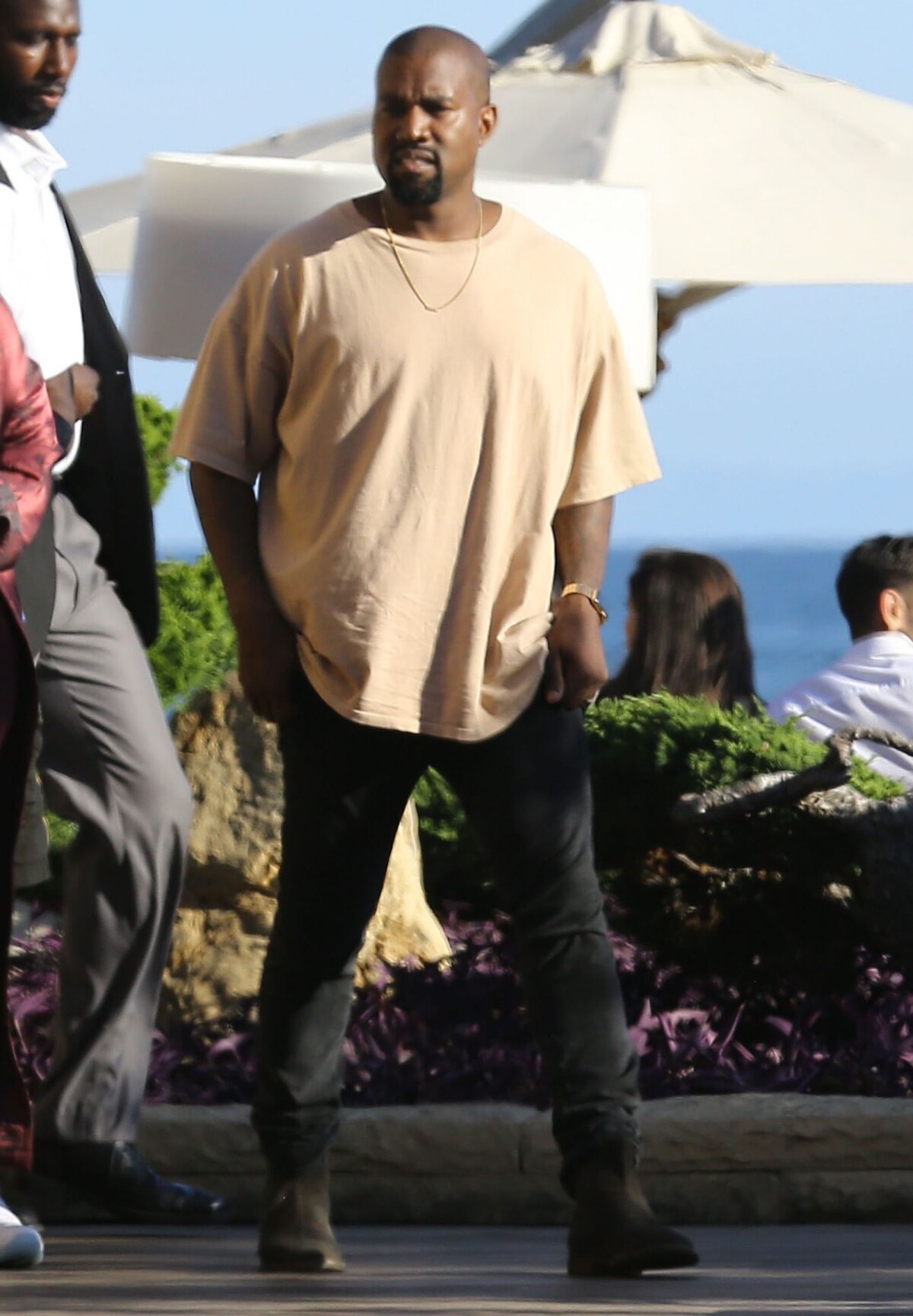 Photo : Kanye West quitte le restaurant Nobu à Malibu, le 11 juillet ...