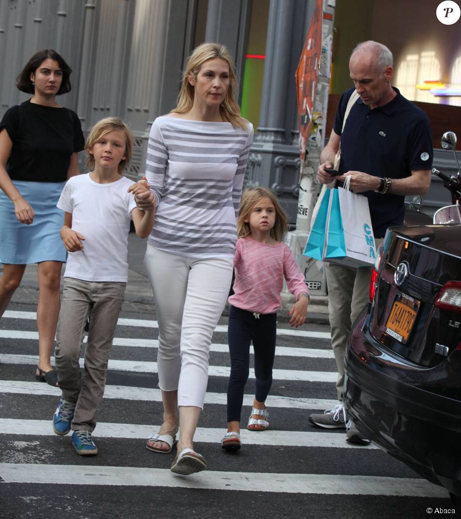 Kelly Rutherford avec ses enfants Hermes et Helena et son compagnon ...