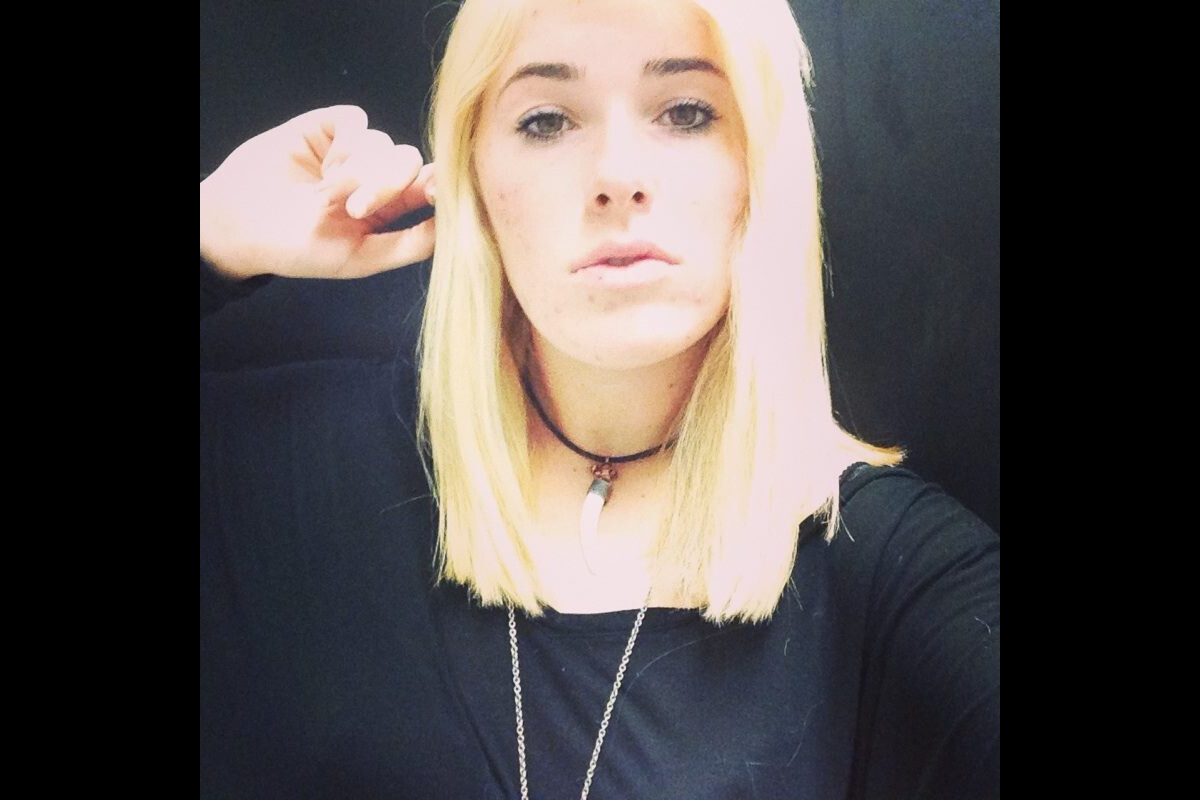 Photo : Victoria Siegel, sur Facebook en novembre 2013. La jeune femme ...