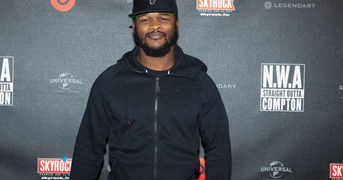 Dosseh assiste à l'avant-première parisienne du film N.W.A. - Straight ...