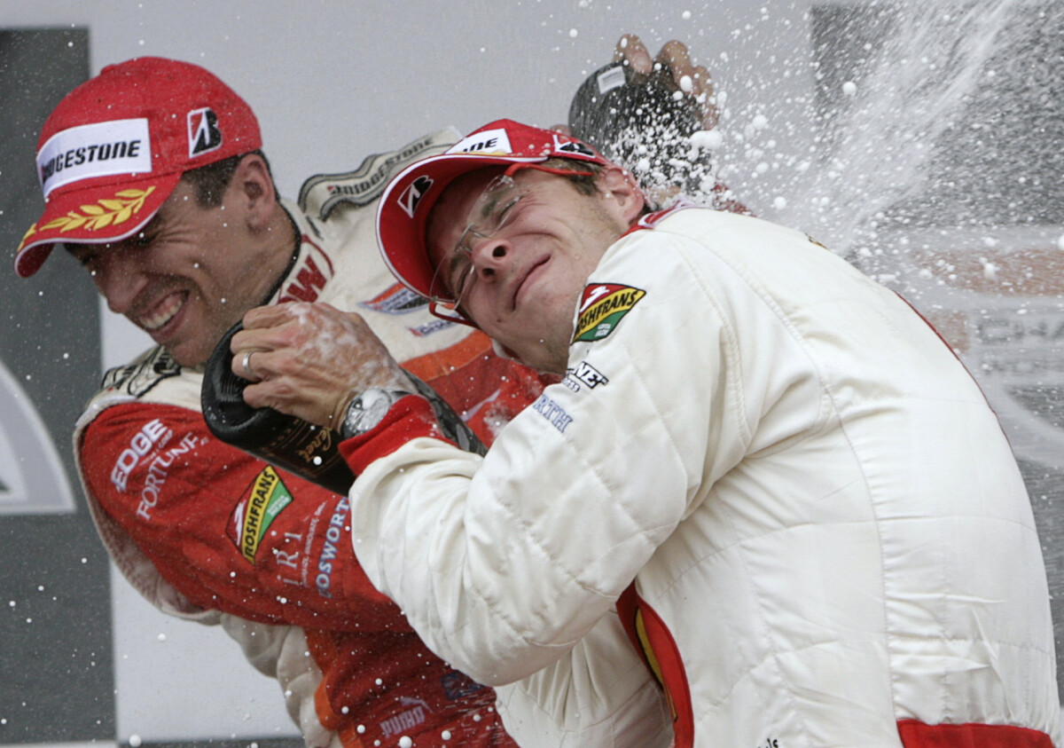Photo : Justin Wilson et Sebastien Bourdais à Edmonton, le 22 juillet ...