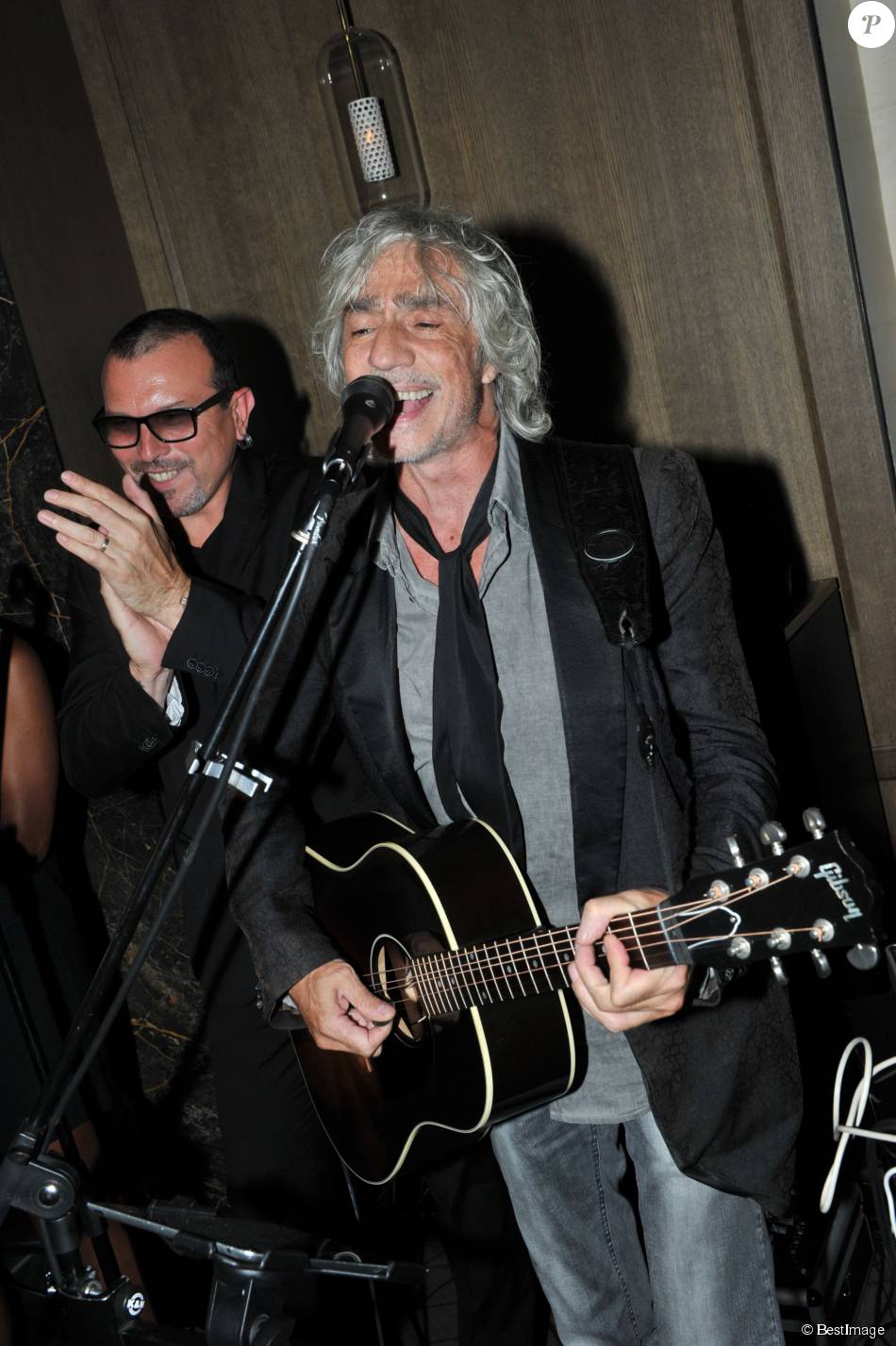 Exclusif - Louis Bertignac - Premier anniversaire du restaurant ...