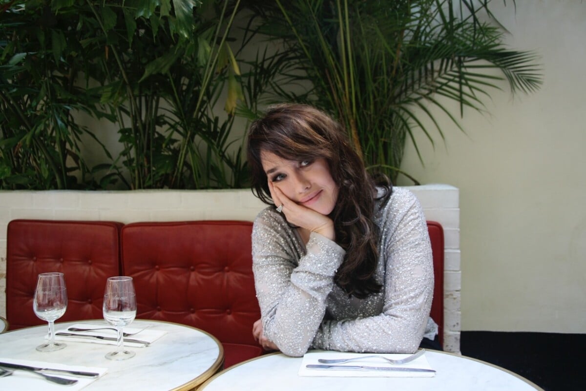 Photo : Isabelle Adjani pose pour l'association Dessine-moi un mouton ...