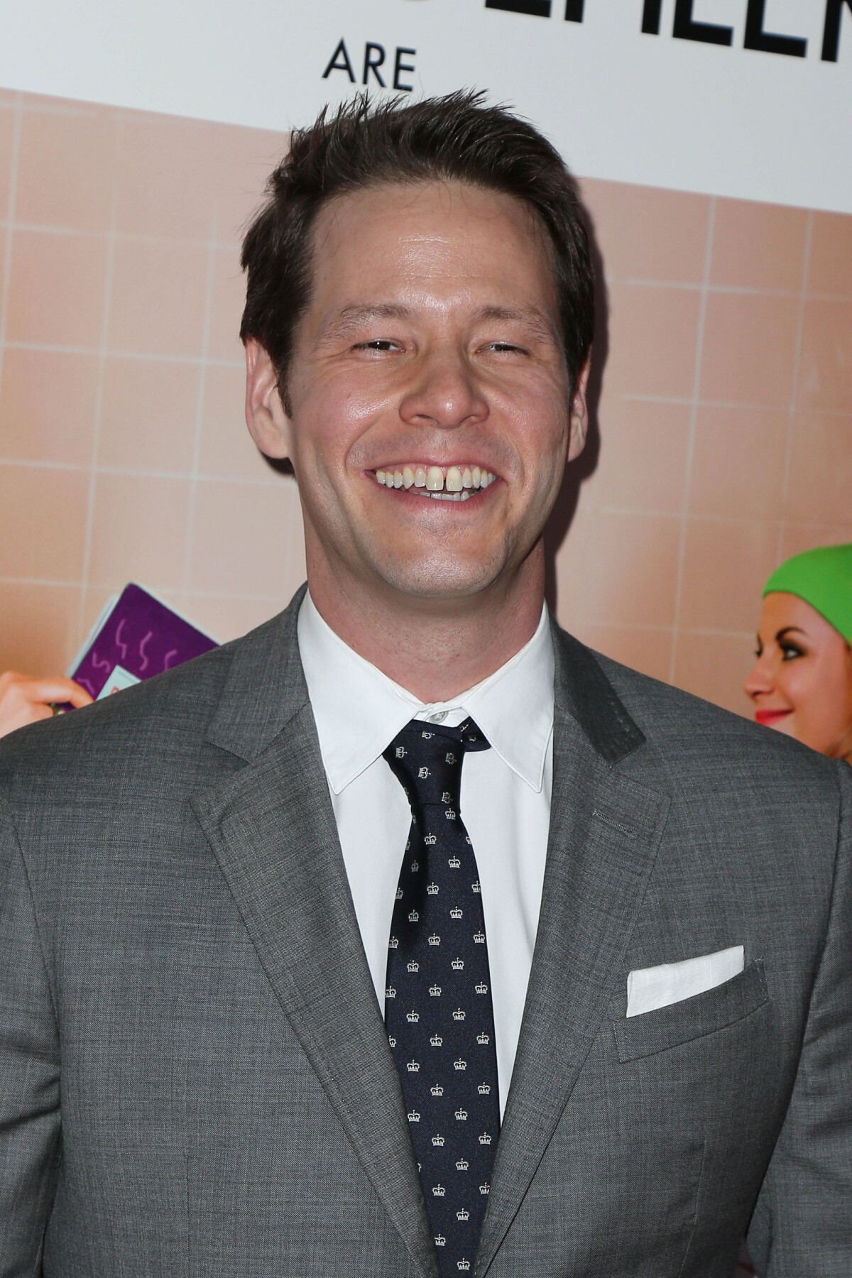 Photo : Ike Barinholtz à la première du film Sisters au Ziegfeld ...