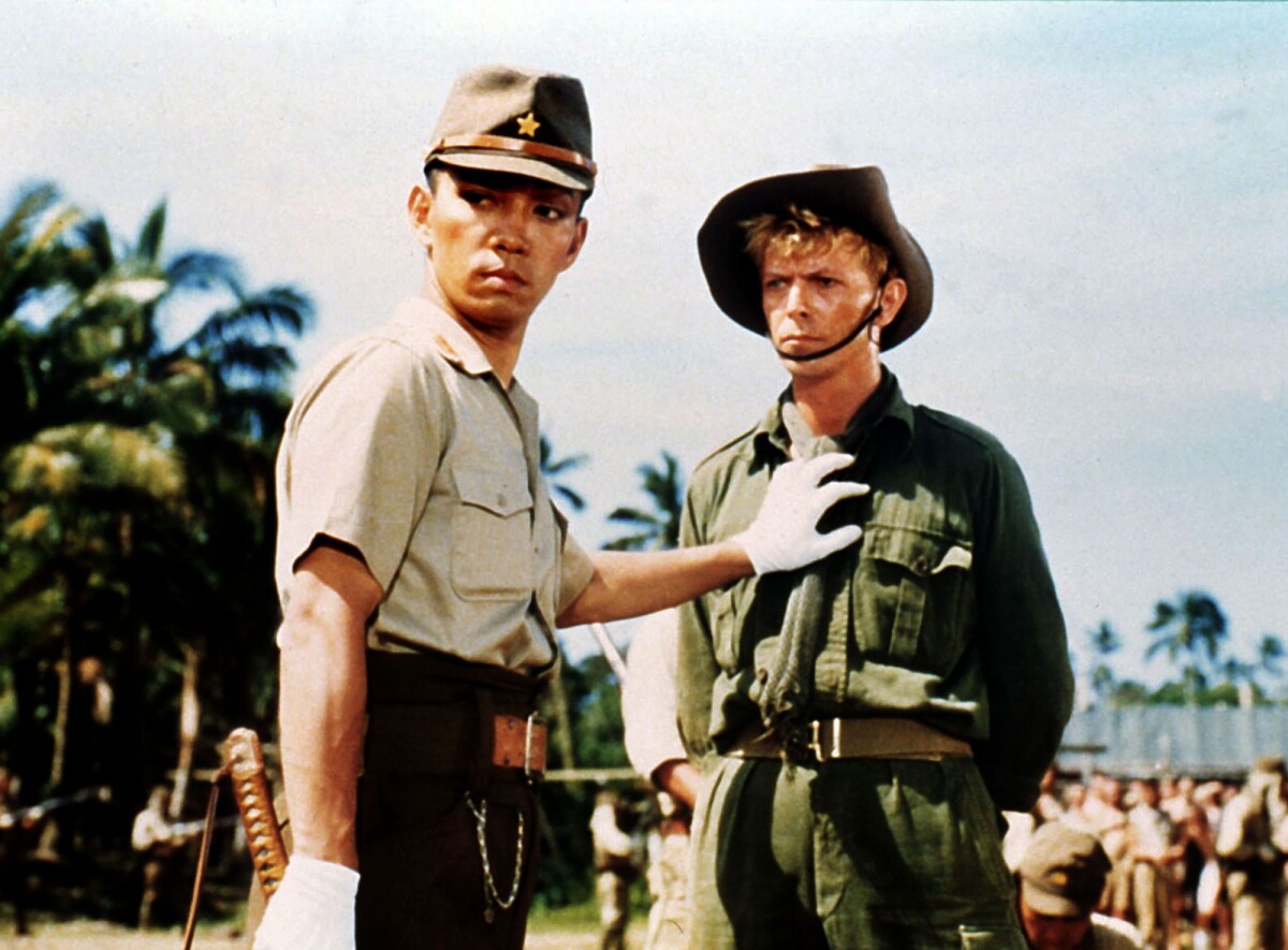 Vidéo : Bande-annonce du film Furyo (1983) avec David Bowie et Ryuichi Sakamoto - Purepeople