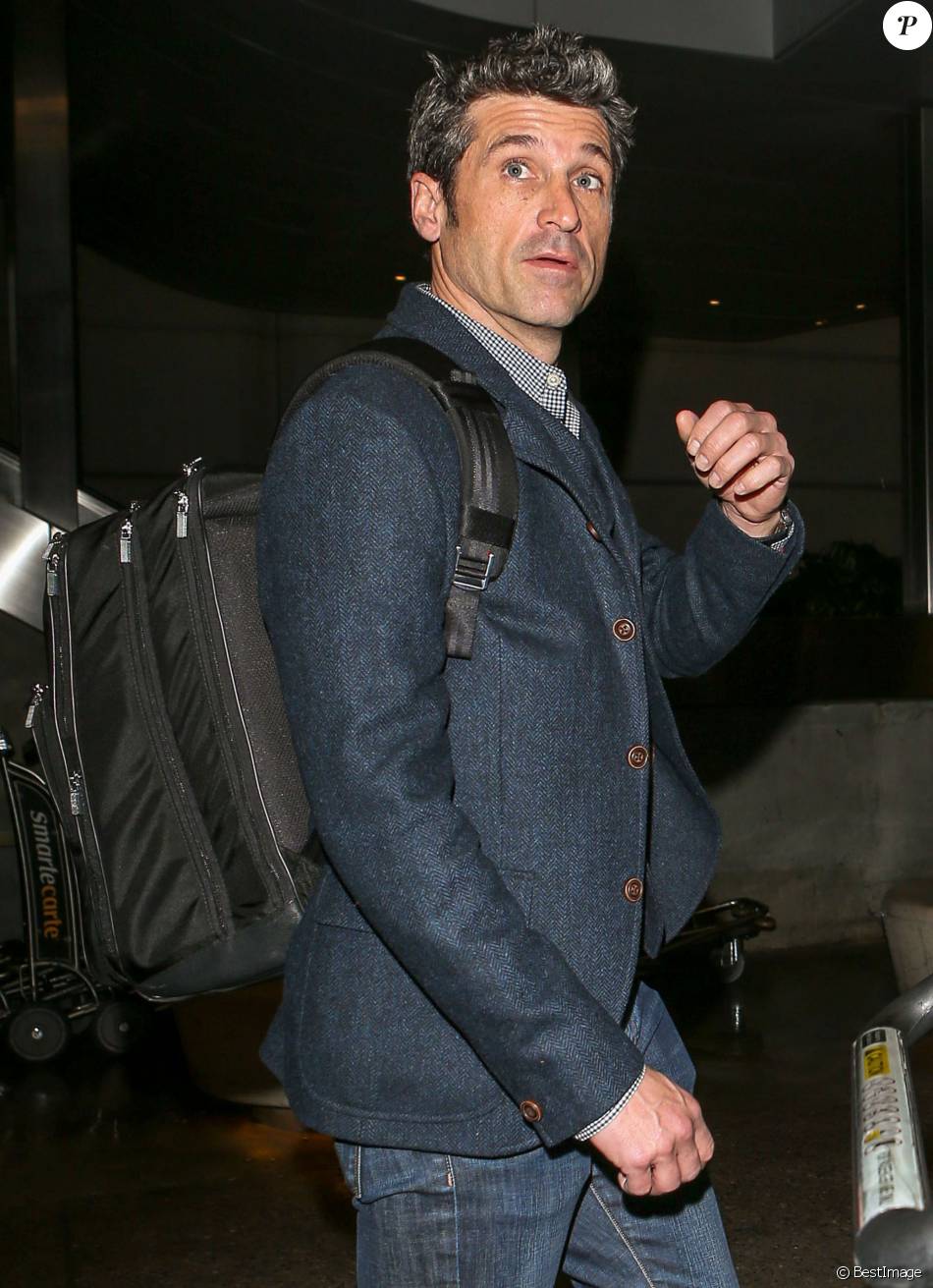 Patrick Dempsey arrive à l'aéroport LAX de Los Angeles le 21 décembre ...