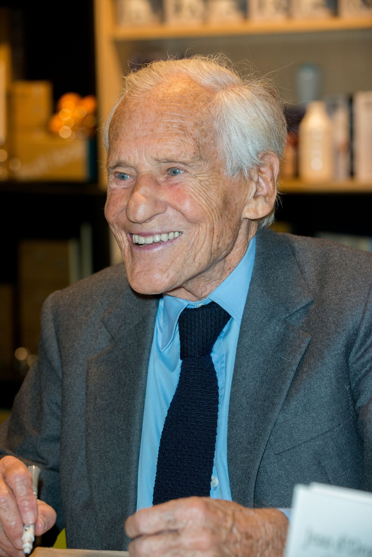 Photo : Exclusif - Jean d'Ormesson à Bruxelles lors de la présentation ...