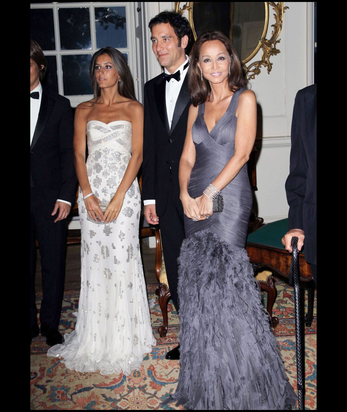 Photo : Ana Boyer avec Clive Owen et Isabel Preysler en septembre 2010 ...
