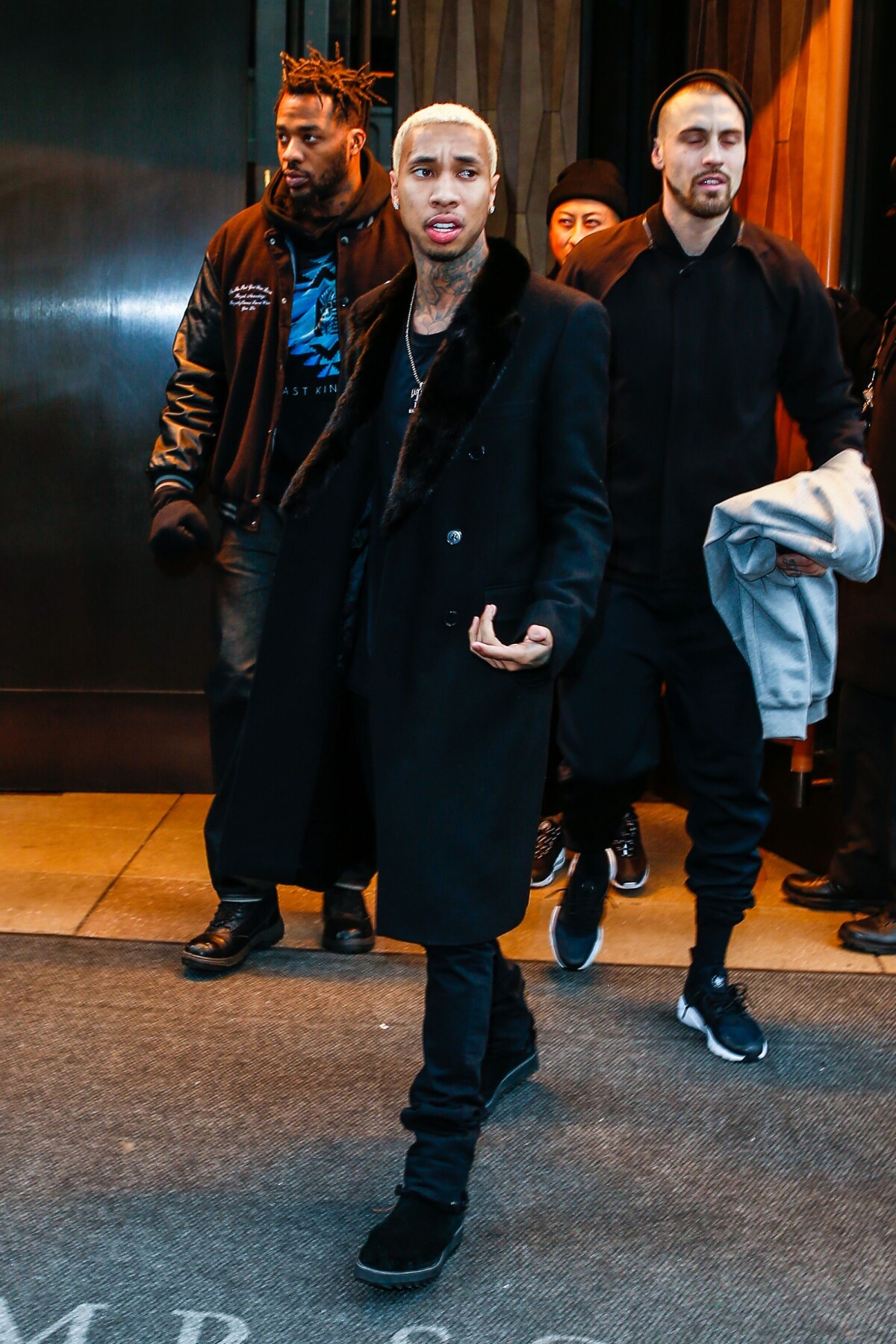 Photo : Tyga quitte l'hôtel Trump Soho à New York, le 10 février 2016 ...