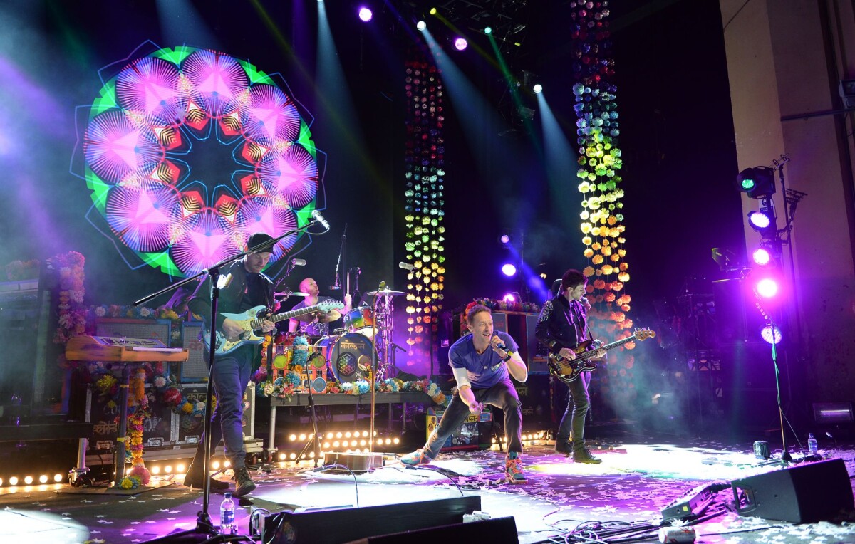 Photo : Coldplay perform on stage during the NME Awards 2016 with ...