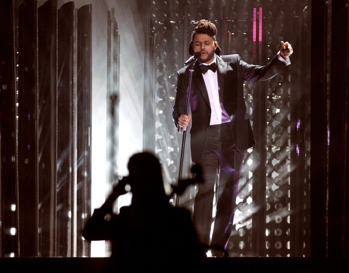 Photo : The Weeknd aux 58e Grammy Awards au Staples Center. Los Angeles ...