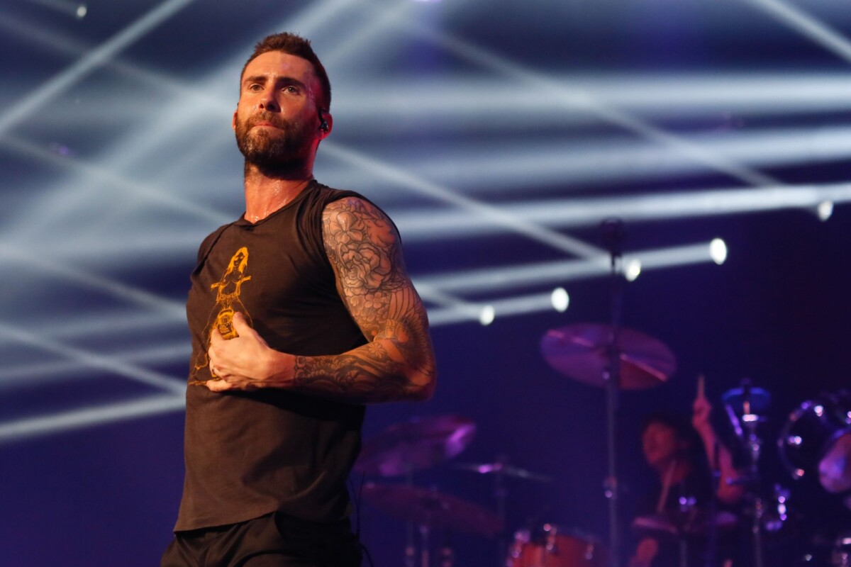 Photo : Adam Levine et son groupe Maroon 5 en concert au Zénith à Paris ...