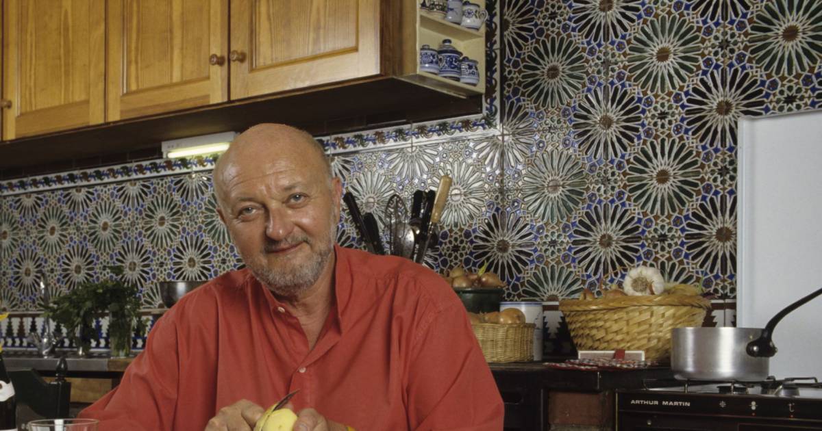 Jean-Pierre Coffe dans sa maison de Lanneray en 1993. © Michel Marizy ...