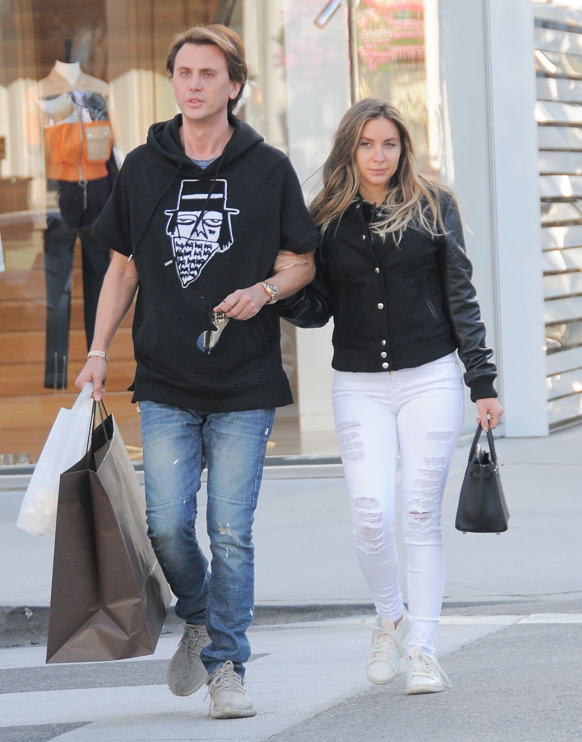 Photo : Jonathan Cheban et sa compagne Anat Popovsky font du shopping à ...