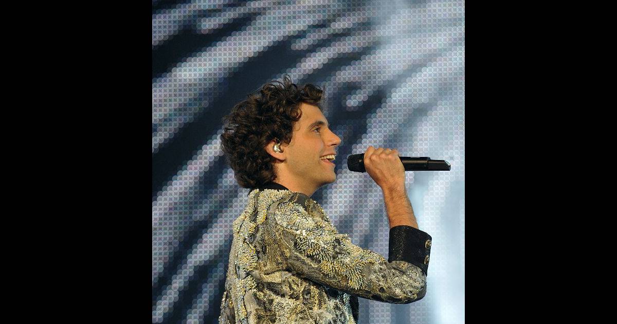 Le chanteur pop Mika au Parc des Princes, le 4 juillet 2008. - Purepeople