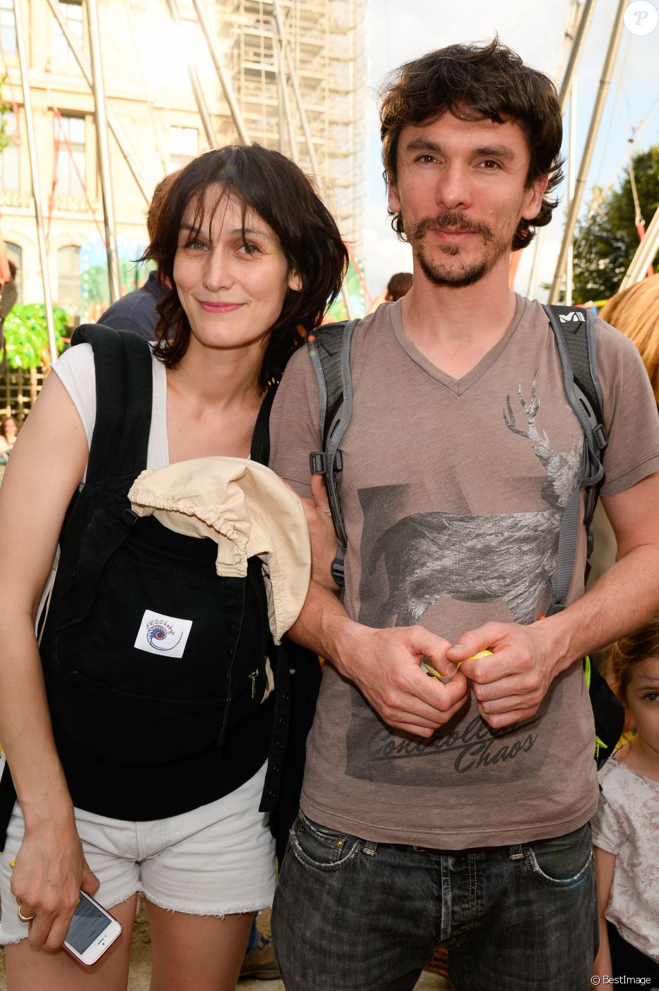 Clotilde Hesme, son compagnon Marc Wilhelm et leur nouveau-né à l'inauguration de la fête des ...