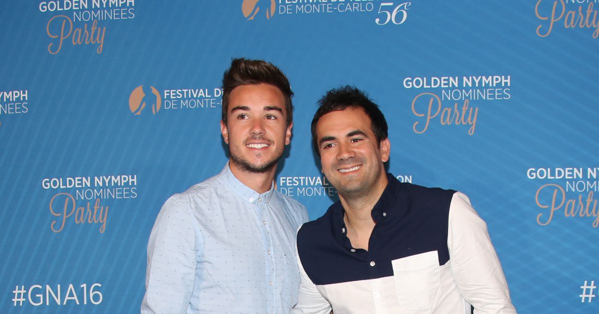 Alex Goude et son mari Romain lors de la soirée des nominations aux ...